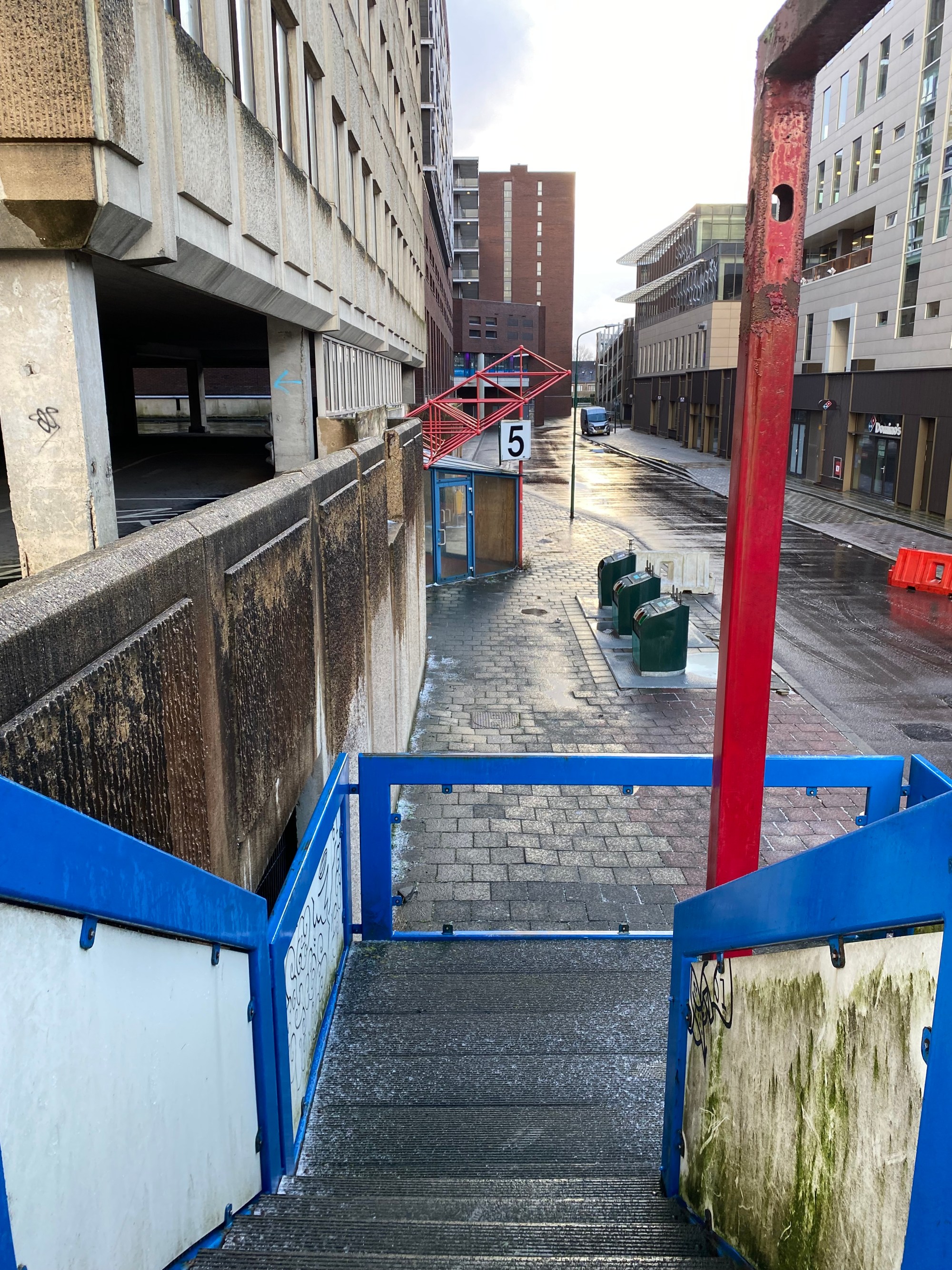 Winkelcentrum Bisonspoor. De parel van Maarssenbroek. – Troosteloos ...